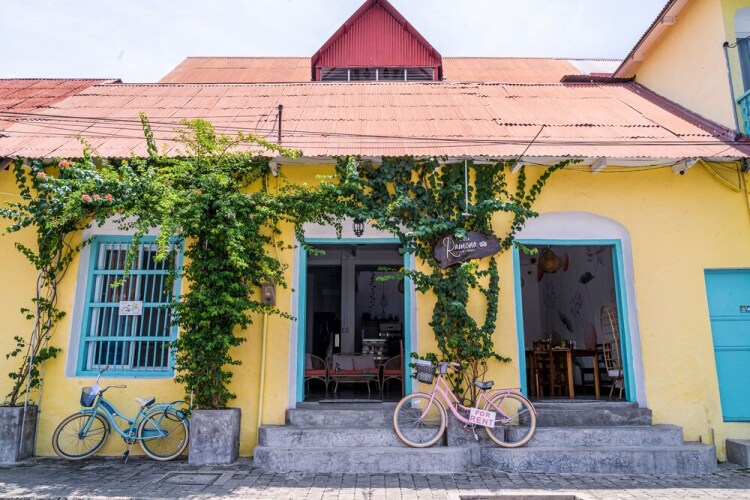 Casa Ramona - Flores