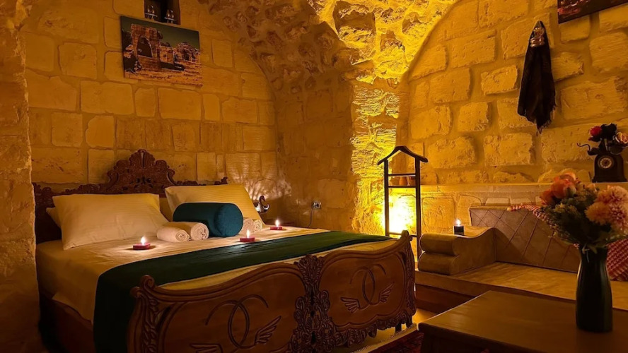 Seyri Asur Konağı - Midyat