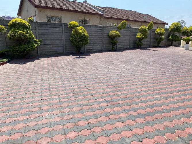 Spacious Ground-floor Studio In Central New Chadcombe - 2316 - Harare