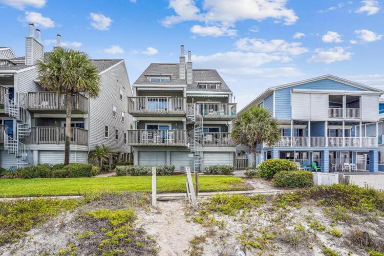 Pelican Pointe 3b - Indian Rocks Beach, FL