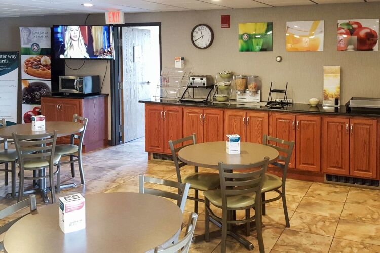 Quality Inn - Ozark, MO
