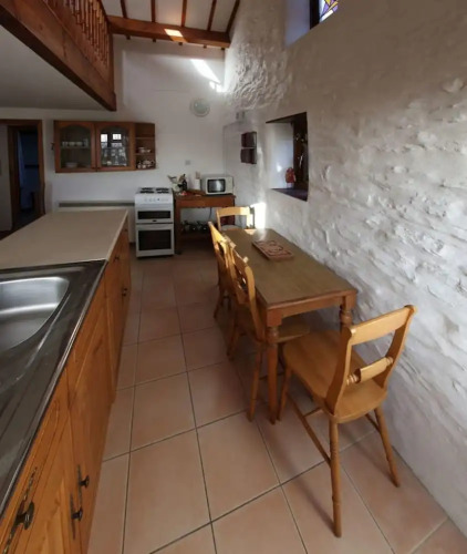 Inviting 2-bed Cottage In Newcastle Emlyn - Pembrokeshire