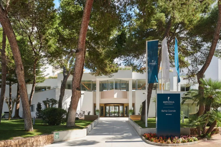 Hipotels Bahía Grande Aparthotel - Mallorca