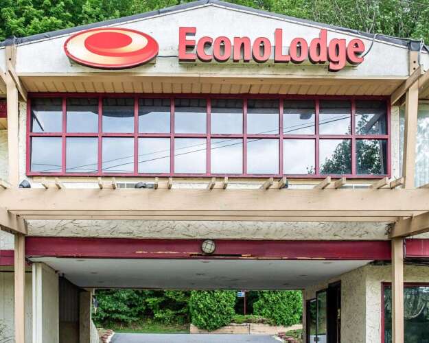 Econo Lodge Clarks Summit - Carbondale, PA