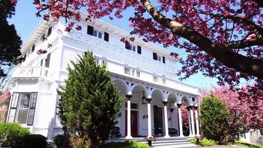 The Hamilton Hoppin House - Rhode Island