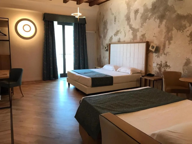 Ca' Uberti Palace Hotel , Mantegna Hotels - Mantua
