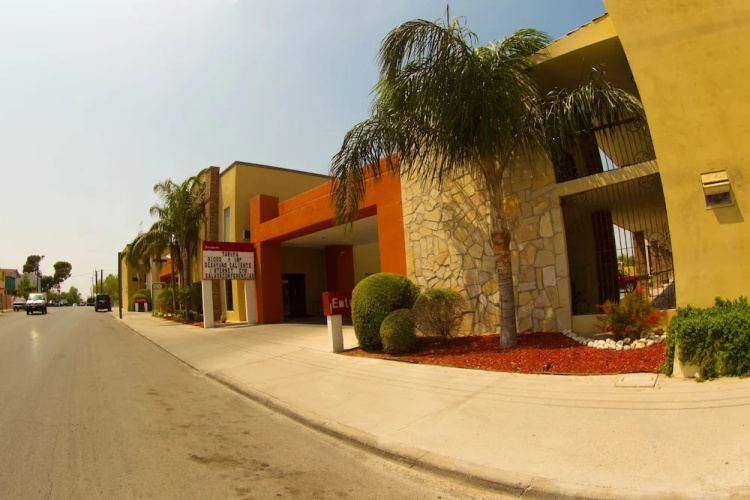 Barrokas Hotel & Suites - Piedras Negras