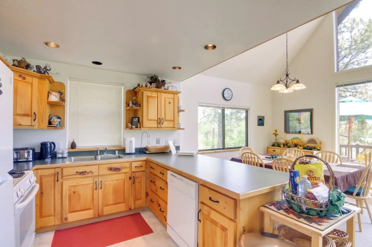 Pagosa Springs Chalet W/ Mtn Views, Near Downtown! - Pagosa Springs, CO