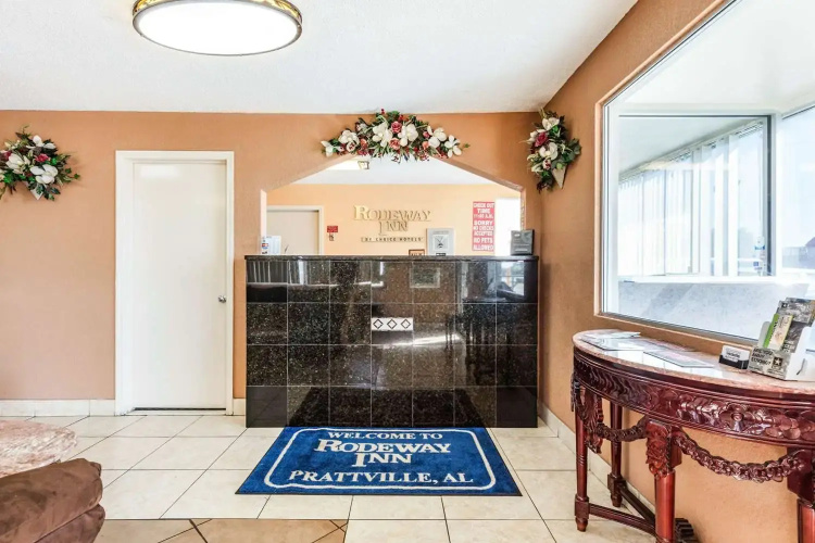Rodeway Inn Prattville I-65 - Millbrook, AL