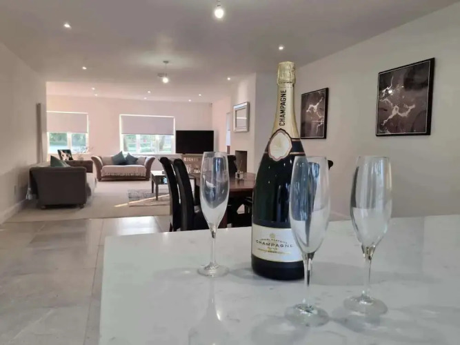 Cosy New 4 Bed In Ramsgate Close To Quex Park - Broadstairs
