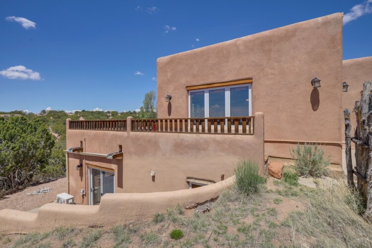 Casa Al Reves Pueblo-style House With Views! - Lake Katherine, NM