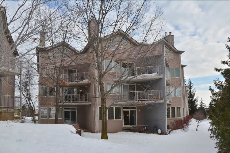 The Lodges At Blue Mountain - Cachet Crossing Condos - The Blue Mountains