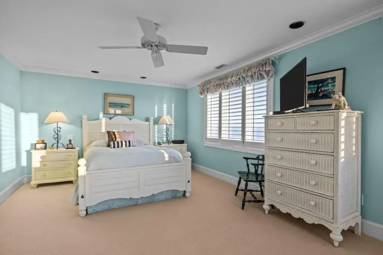Taylor Cottage 5 Bedroom Home - Atlantic Beach, NC