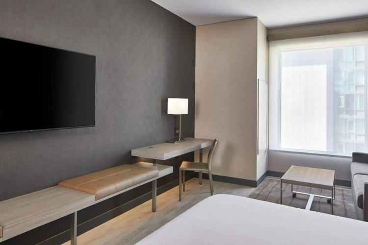 Ac Hotel By Marriott Sacramento - West Sacramento, CA