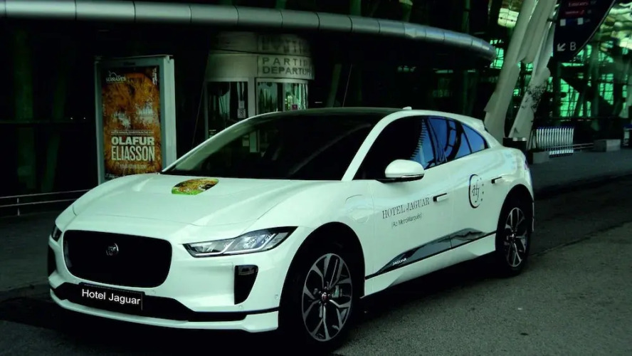 Hotel Jaguar Oporto - Airport To Hotel And City Center And Vice-versa Is A Free And Continuous Shuttle Service From 7am To 8pm - Porto