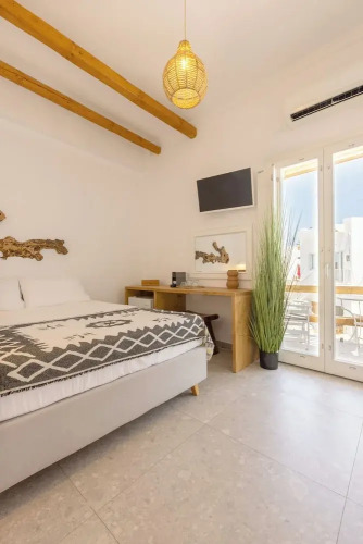Parosquare Central Suites - Paros