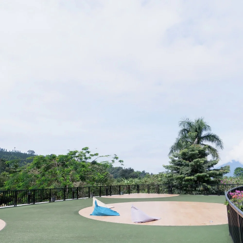 Azana Green Peak Resort & Convention - Bogor