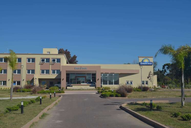 Days Inn By Wyndham Zarate - Zarate