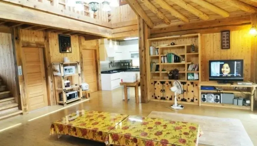 Seogwipo Sannaedeul Pension - Jeju-si