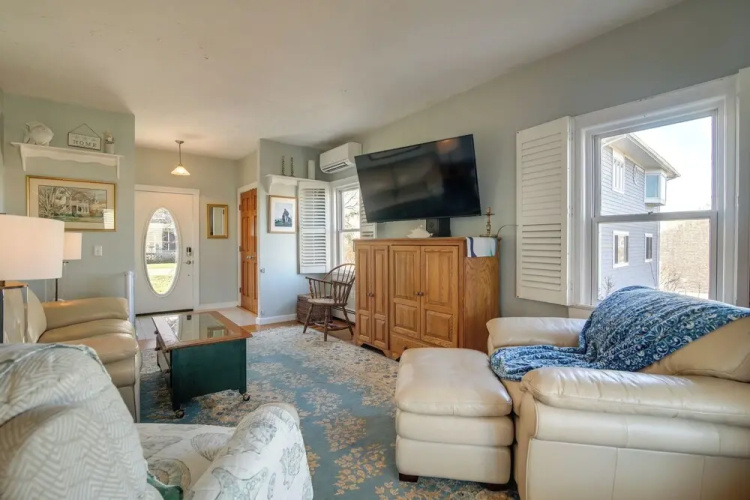 Scituate Vacation Rental - Walk To The Beach! - Scituate, MA
