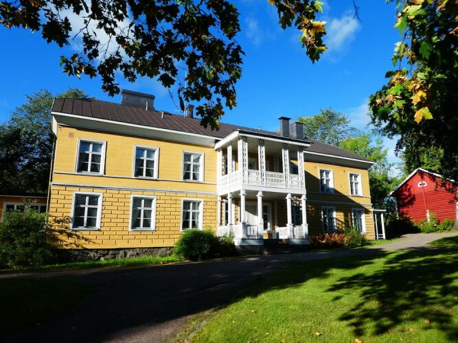 Tehtaan Hotelli - Karkkila