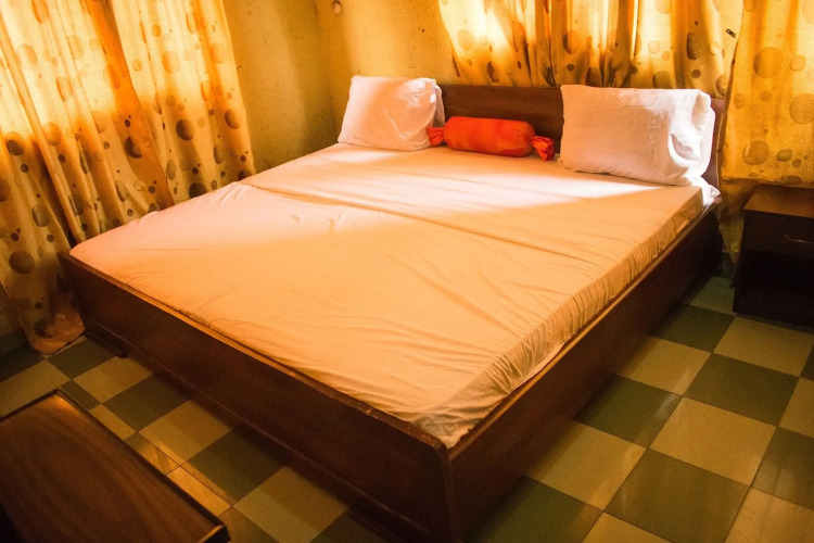 Amenze Guest House - Lagos, Nigeria