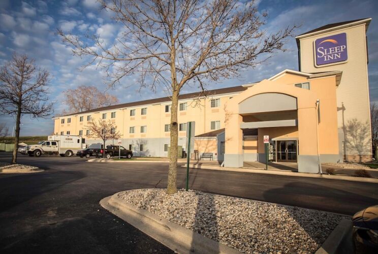 Sleep Inn Rockford - Rockford, IL