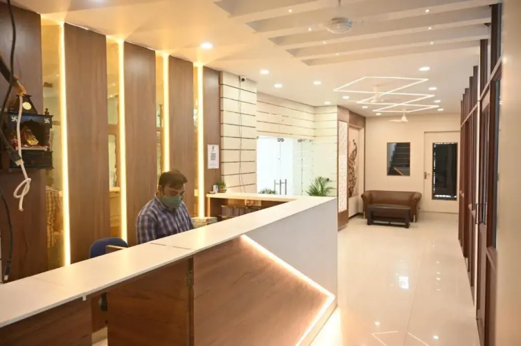 Icon Palace Inn - Prayagraj