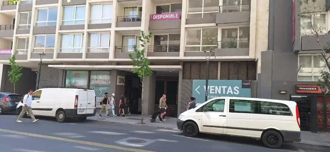 Alojamiento En San Diego 376 - Santiago (Chile)