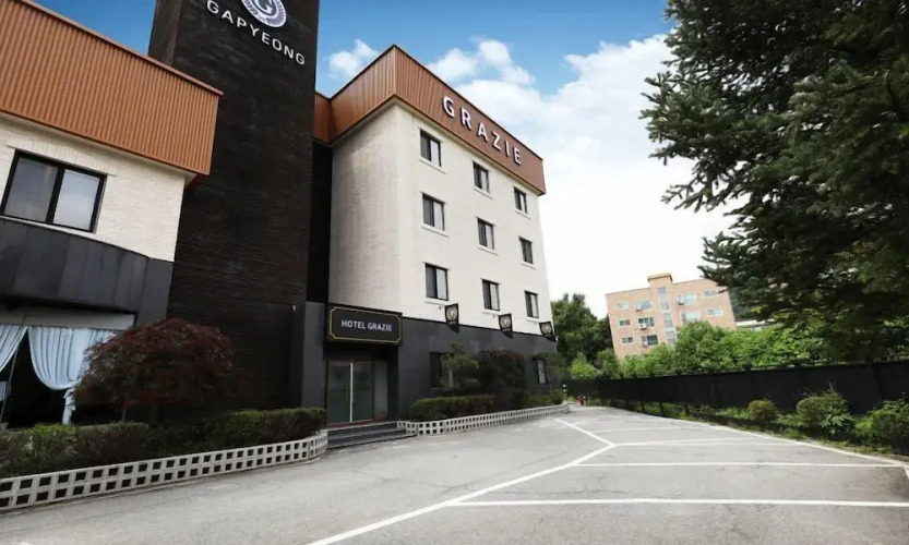 Grazie Hotel Gapyeong - 양지면