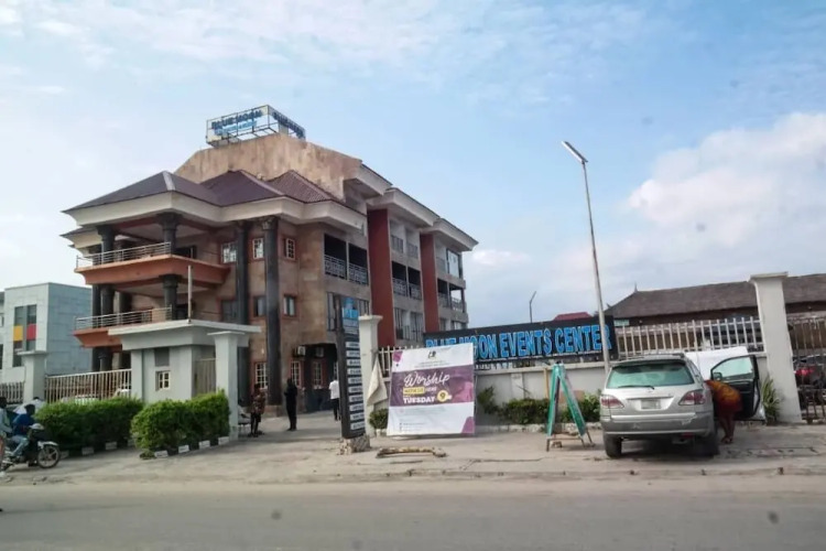 Blue Moon Beach Hotel And Resort Lekki Lagos - Lagos