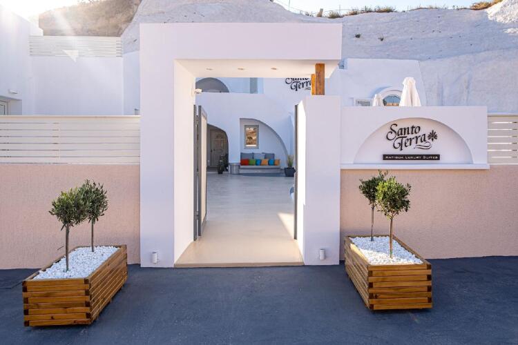 Santoterra Antigua Suites - Santorini