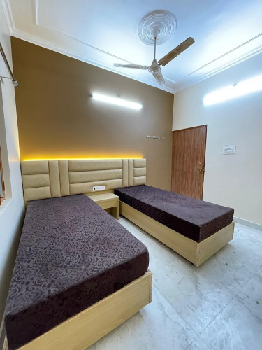 Host Varanasi - Benares