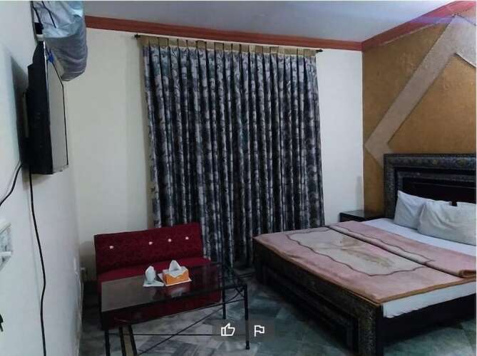 Royal Chelet Family Guest House - Lahore