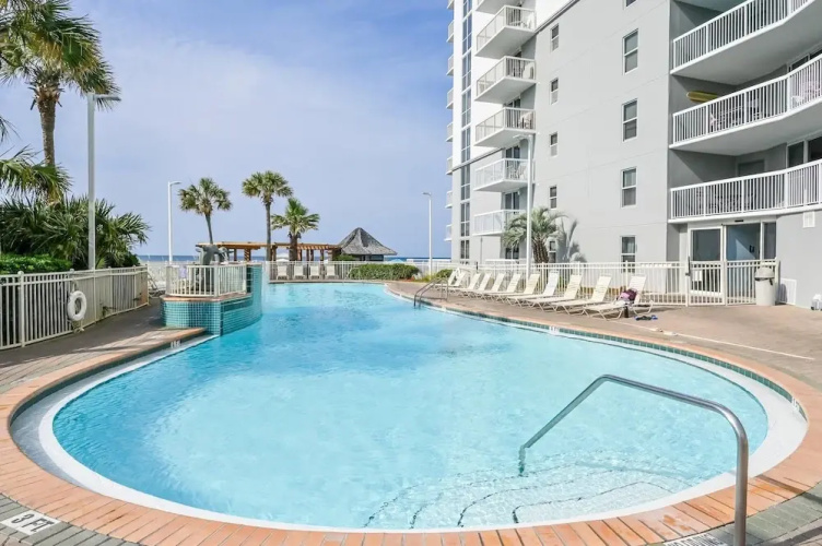 Pelican Beach Resort 2006 - Destin, FL