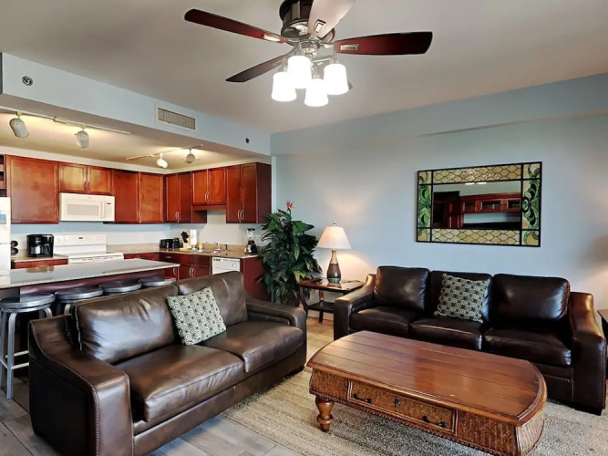 Laketown Wharf Resort By Southern Vacation Rentals - Panama City Beach, FL