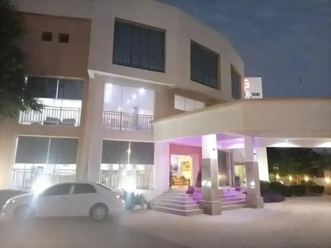 De Guest Pride Hotel And Suites - Kano