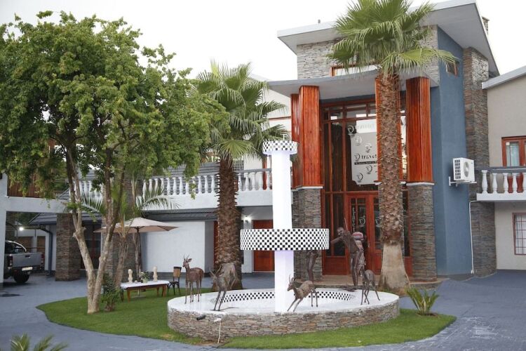 Travetel Or Tambo Airport Hotel - Kempton Park