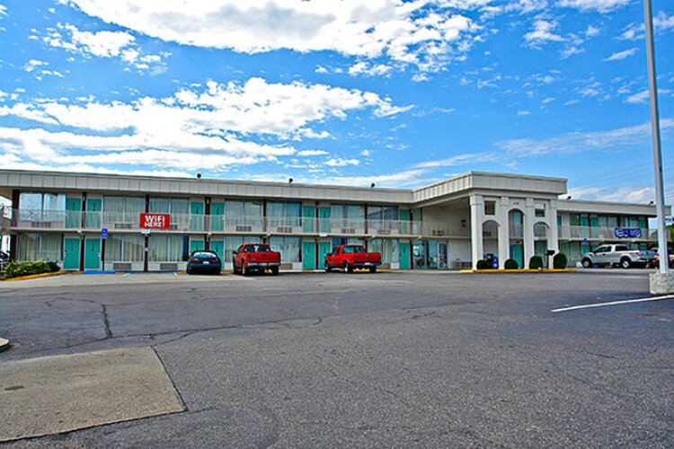 Econo Lodge Paducah Area - Paducah, KY