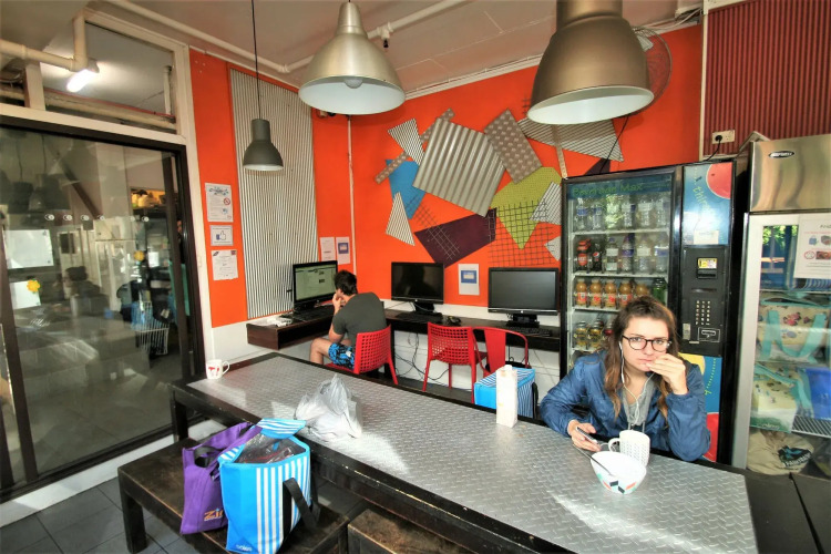 Original Backpackers - Sydney
