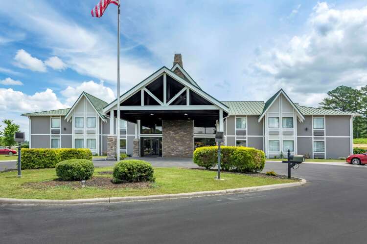 Quality Inn - Ocoee, TN