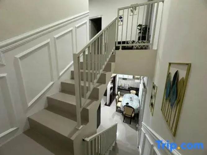 Villa Sunrise F1 - Malang