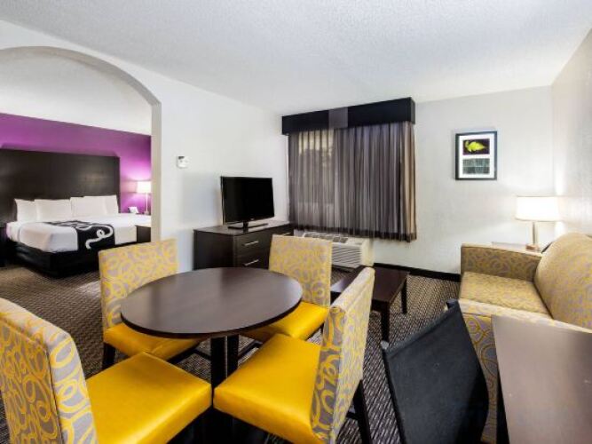 La Quinta Inn & Suites By Wyndham Fort Lauderdale Tamarac - Fort Lauderdale, FL