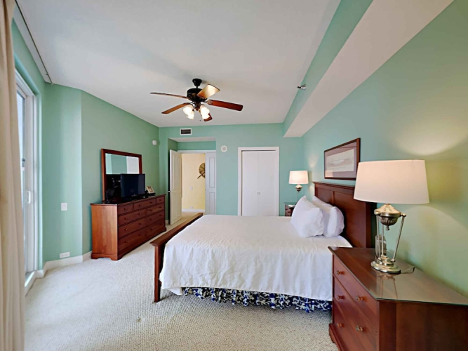 Beach Colony Resort East By Southern Vacation Rentals - Pensacola Beach, FL