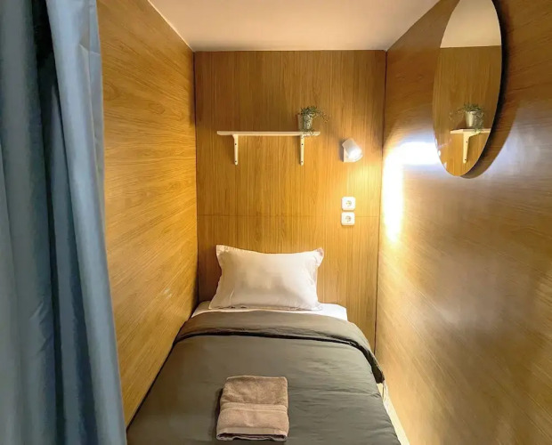 Snooze Hostel Malang - Malang