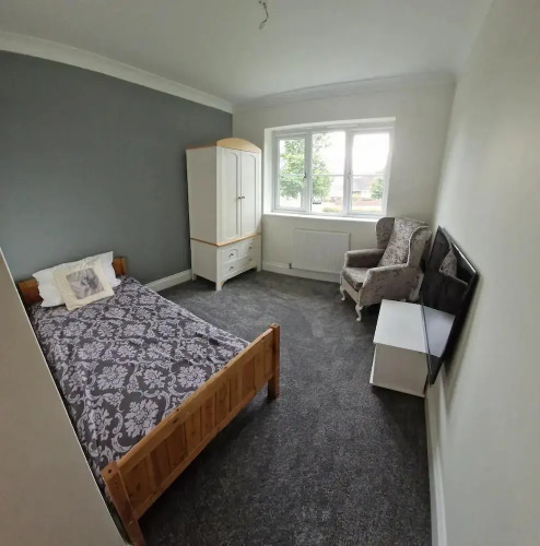 Rhuddlan-5bedroom-4bathroom-petfriendly-garden - Rhyl
