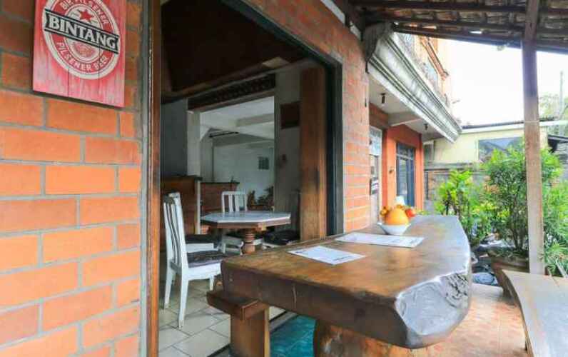 Halaman Depan Hostel - Ubud