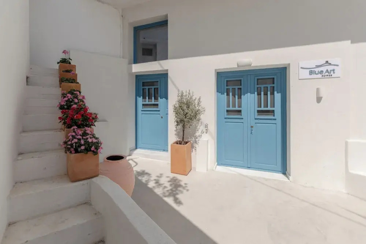 Blue Art Suites - Naxos