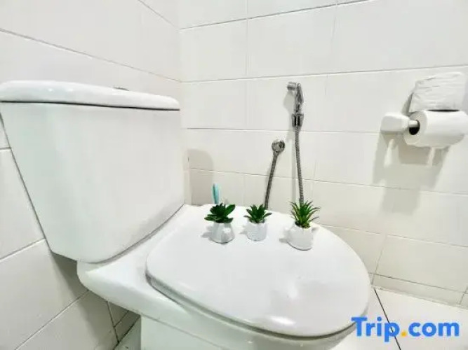 G 1-5pax Cozy Home Trefoil Setia Alam 100mps Wifi & Tv Sccc - Setia Alam