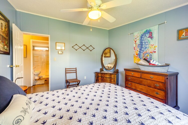 Secluded Hampstead Vacation Rental With Deck! - Surf City, NC